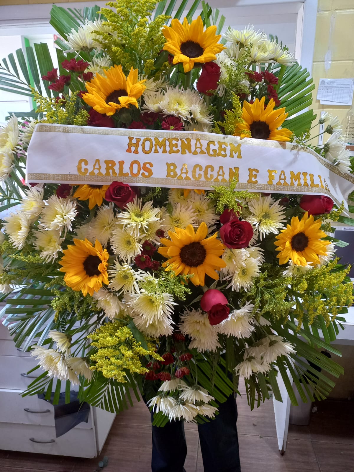 COROA GIRASSOIS AMIGOS - Coroa Fúnebre Catarinense